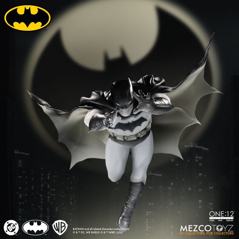 Mezco Toyz One:12 Collective DC Comics Batman: Year One Batman 1/12 Sc ...